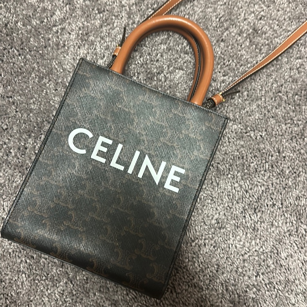 Celine Vertical Mini Triomphe - Gem